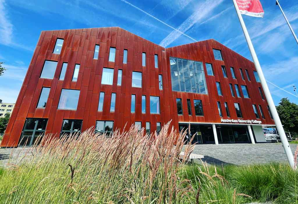 Welcome to student.auc.nl - AUC Student Information